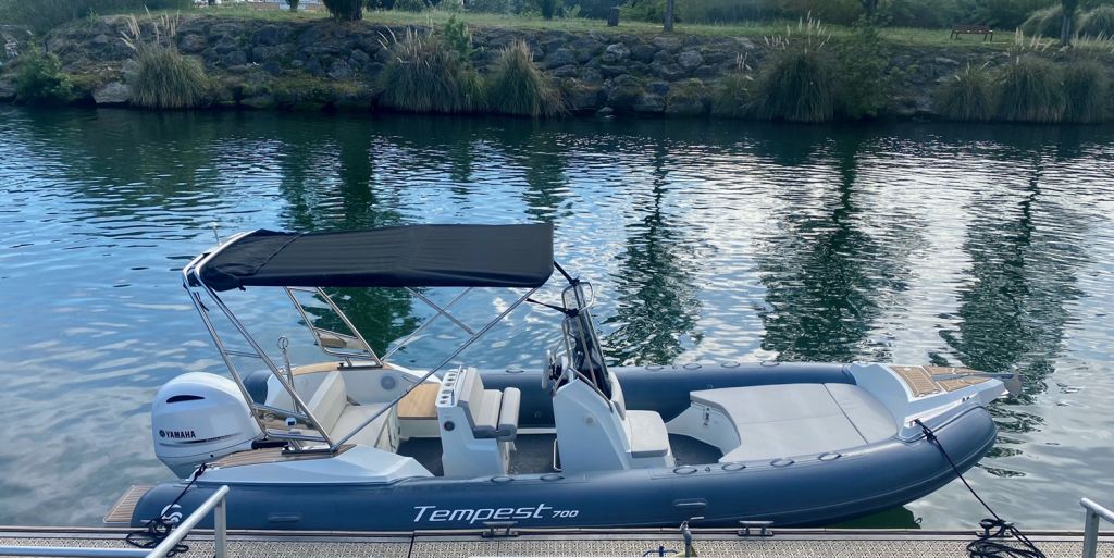 Bateau semi-rigide Tempest 700 Prestige - Furious Nautisme